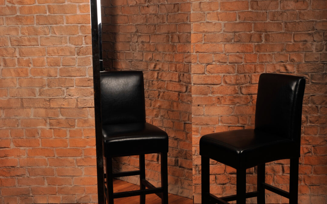 The Glassless Mirror: A Safe and Distortion-Free Alternative to ...